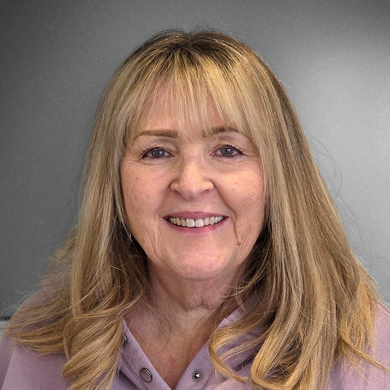 Our Stylist Mary | Omaha Team | Bravadas